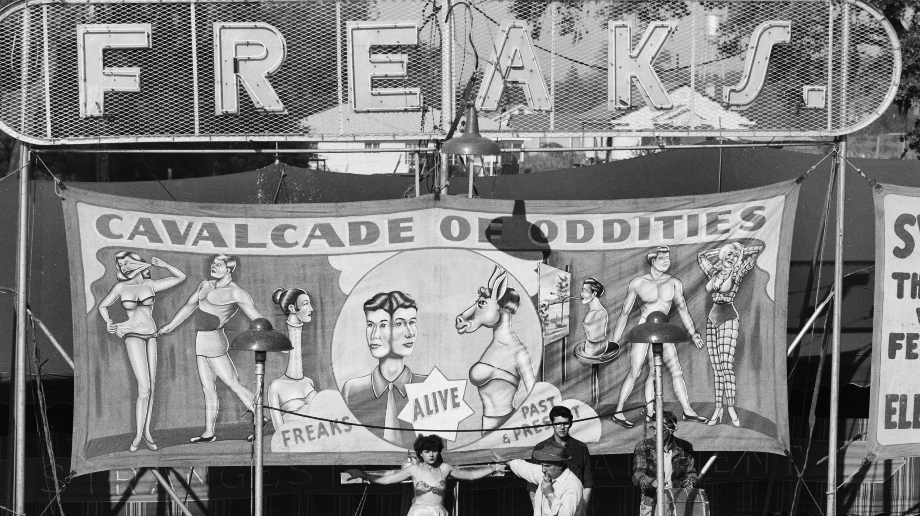 The Top 5 Renowned Sideshow Entertainers: Unveiling the Legends of ...