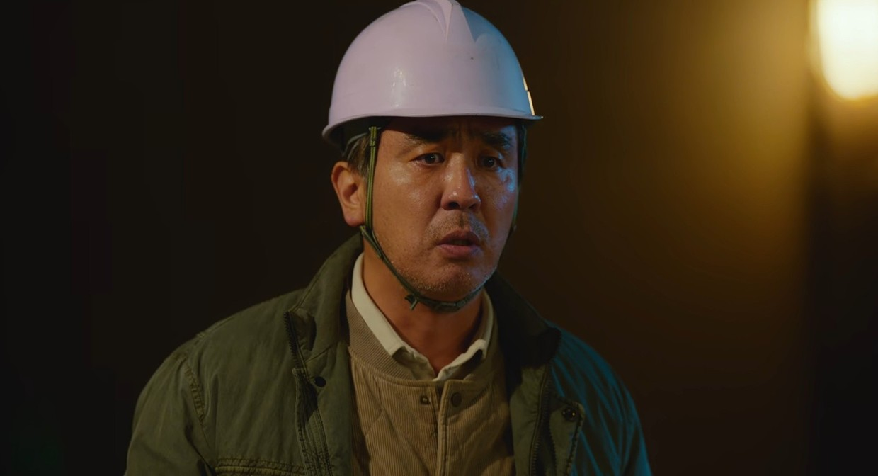 Chicken Nugget Season 1 Episode 8 Recap: Time-Traveling Aliens and ...