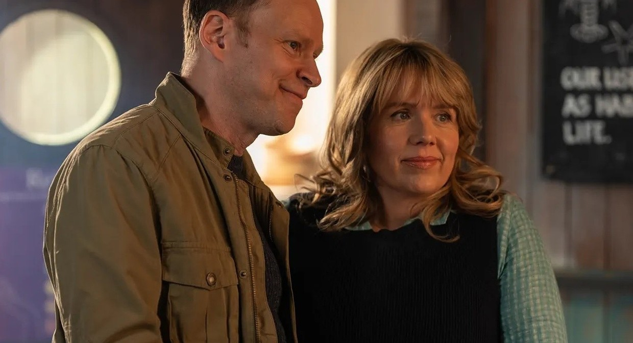 Whitstable Pearl Season 3 Episode 2 Recap: The Psychic, the Kidnap, and ...