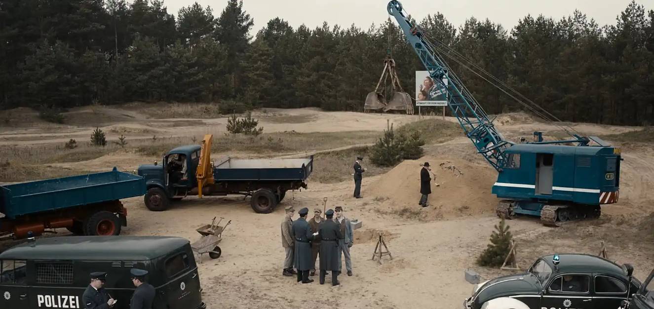 Dark Season 1 Episodes 7-9 Recap: Time Paradoxes & the Hunt for Helge